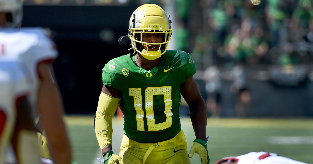 Justin Flowe out with significant injury per Oregon head coach Mario ...