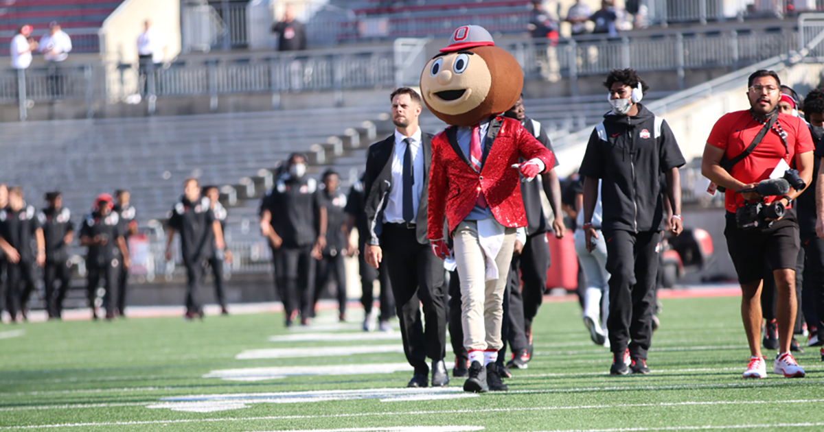 Ohio State: Buckeyes begin installing new field turf in Horseshoe