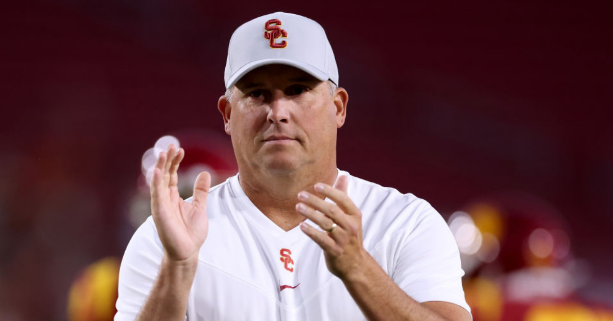 Clay Helton gives heartfelt farewell in emotional message to USC faithful
