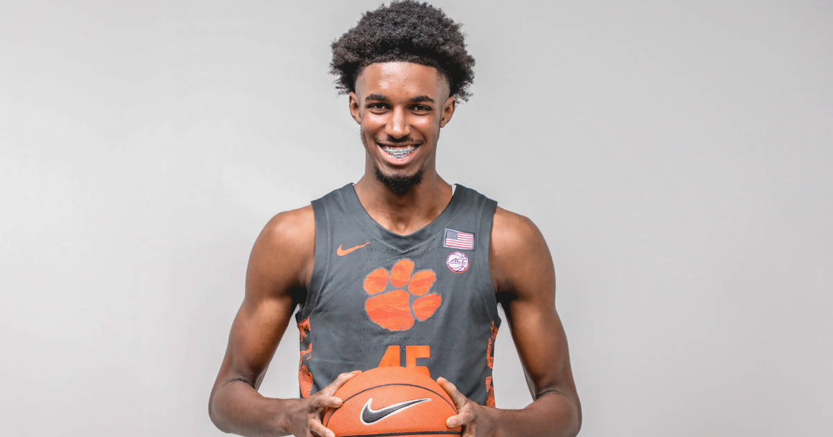 Chauncey Wiggins, 2022 power forward, commits to Clemson