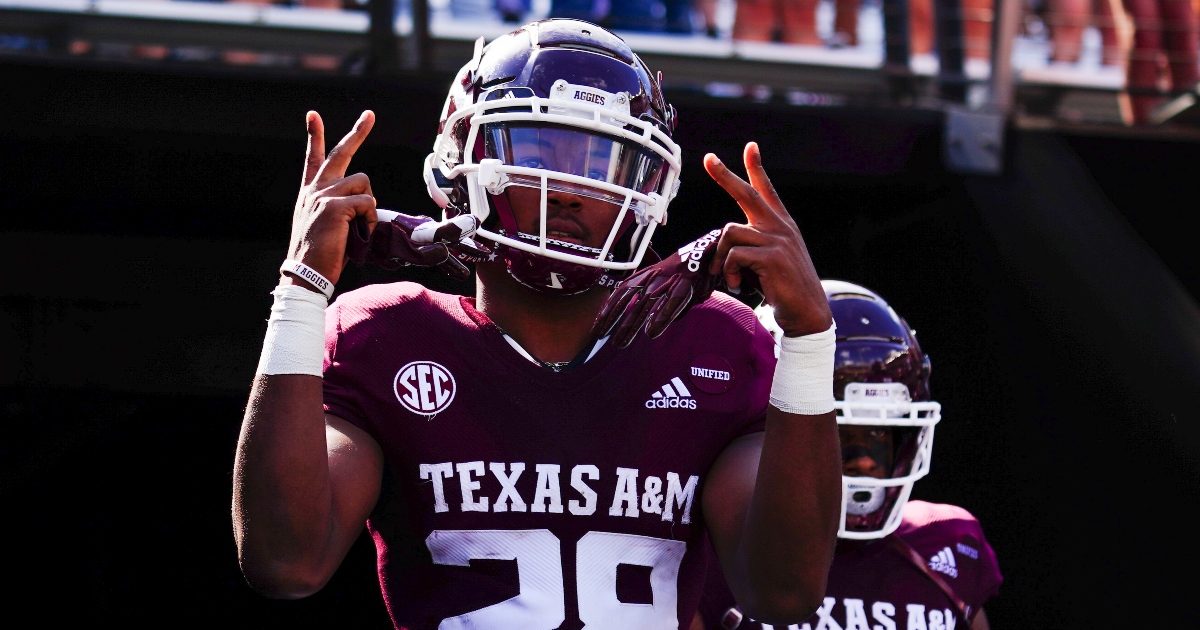 WATCH: Isaiah Spiller races for a 67-yard touchdown