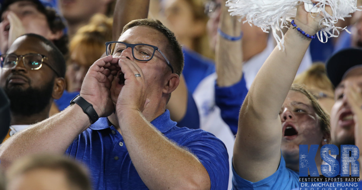 Wildcats Thank the BBN for Incredible Kroger Field Atmosphere - On3