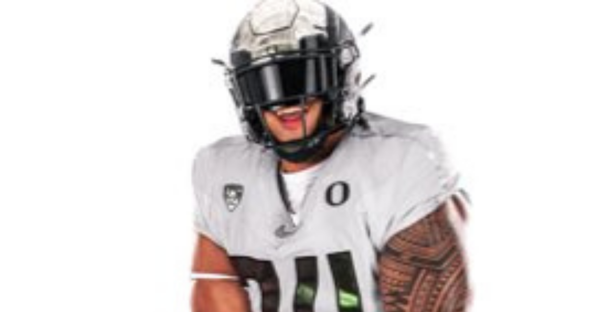 Oregon OL Commit Dave Iuli Talks Commitment Status