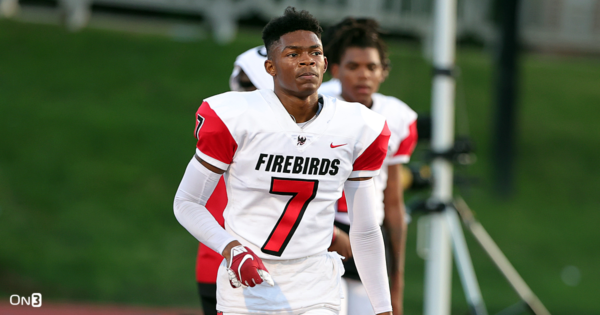 Kentucky and Alabama fighting it out for 5-star WR Barion Brown - On3