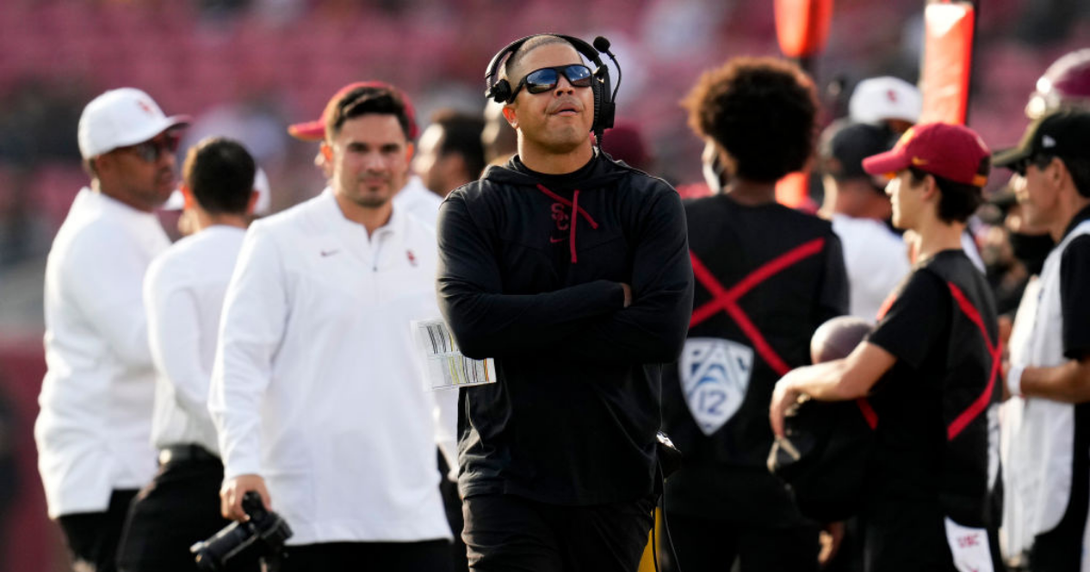 Donte Williams on replacing Drake London, handling the quarterback ...