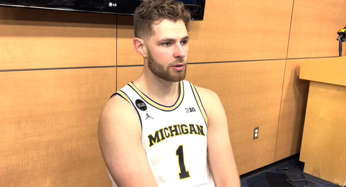 Michigan Basketball: Hunter Dickinson reacts to season-opening victory