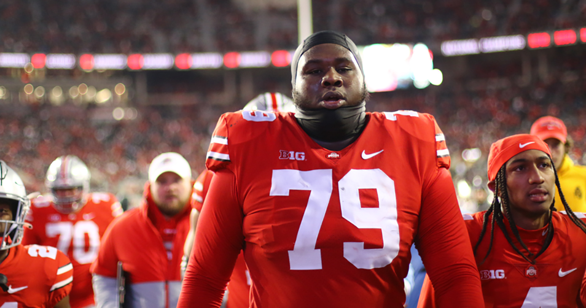 Dawand Jones: Ohio State offensive tackle returning for senior season