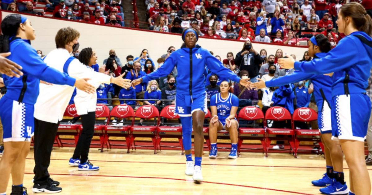 Kentucky star Rhyne Howard makes history at 2022 WNBA Draft - On3