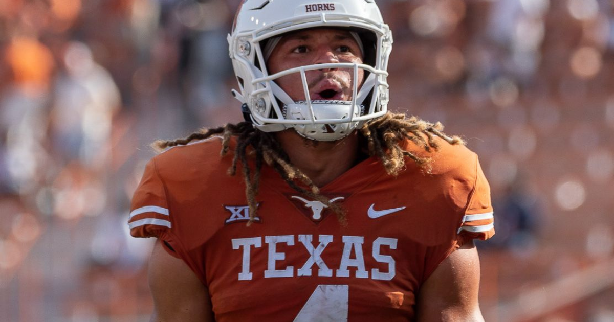 LOOK: Texas fan favorite Jordan Whittington celebrates graduation - On3