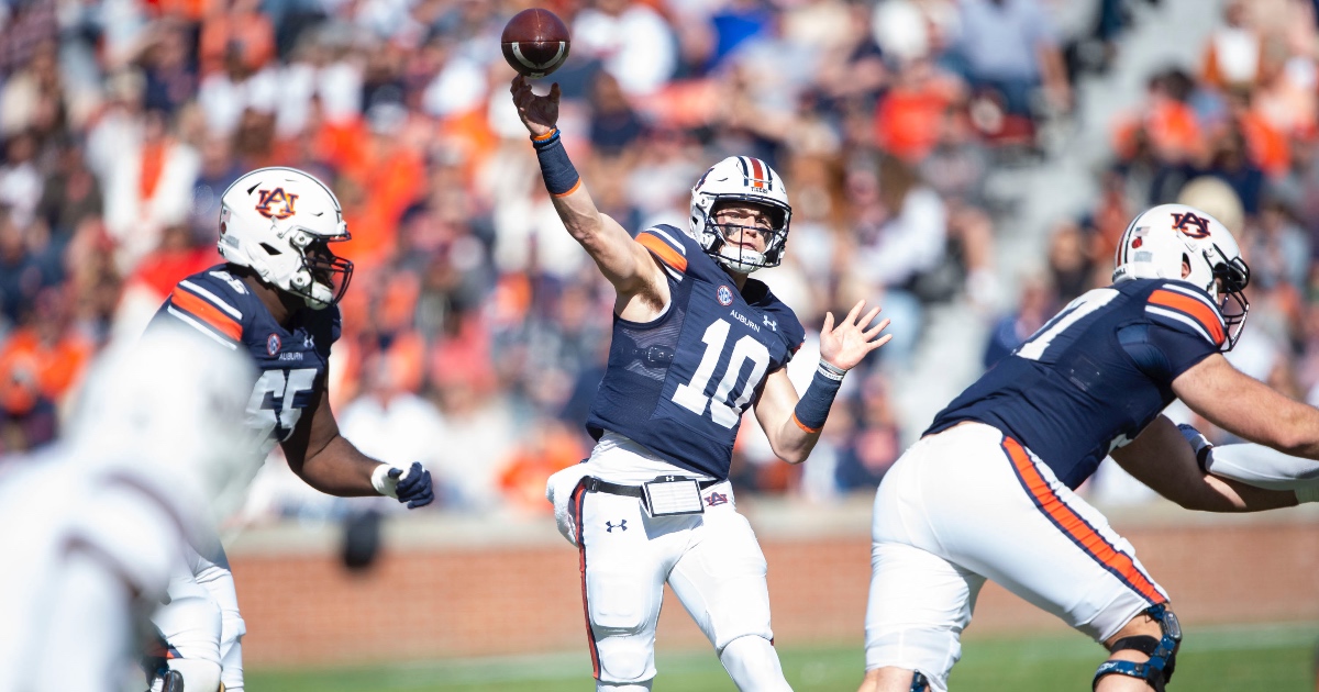 Bo Nix provides injury update, status of return to Auburn