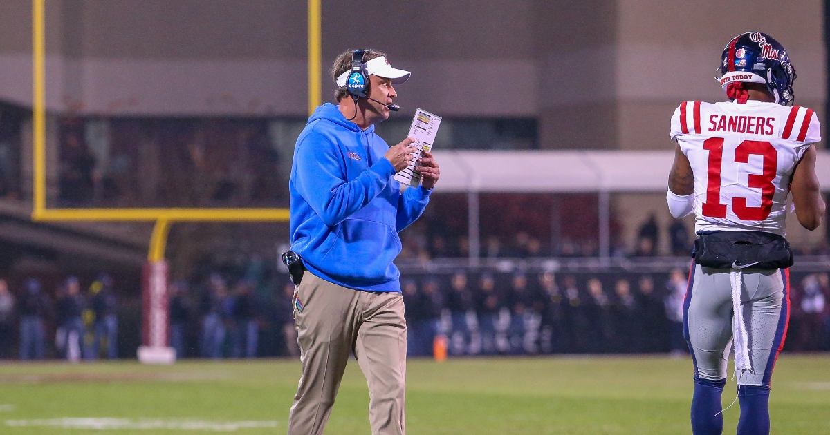 LOOK: Lane Kiffin trolls during LSU coaching drama