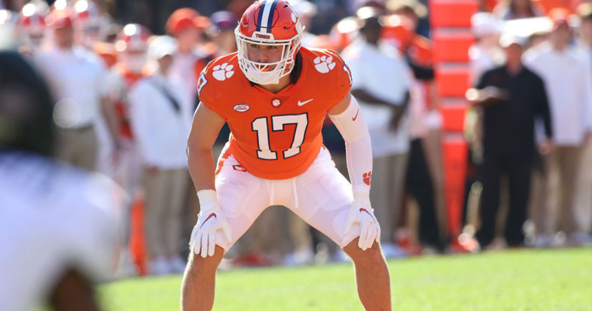 Clemson football LB Kane Patterson has entered the transfer portal