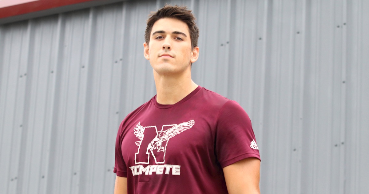 In-home visit provides three-star OL Austin Firestone a glimpse of home