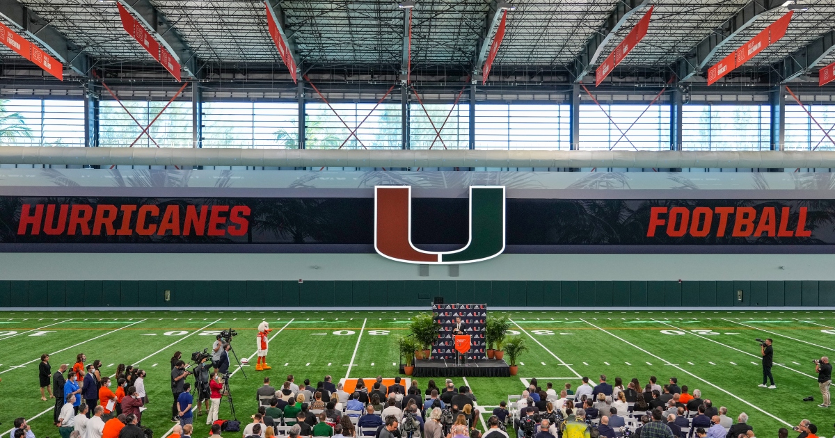 Current Miami offensive line coach makes incredible gesture to incoming ...