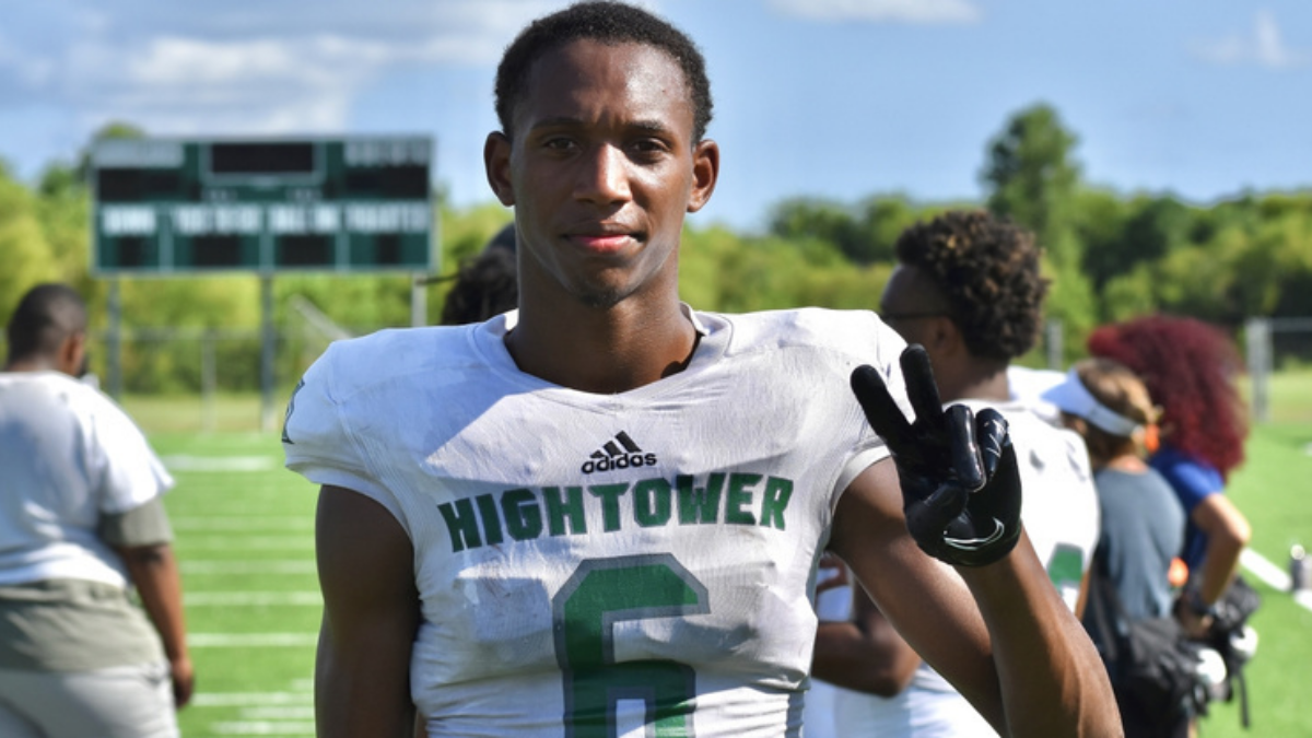 Gators to host Texas-based wide receiver Caleb Douglas for official visit