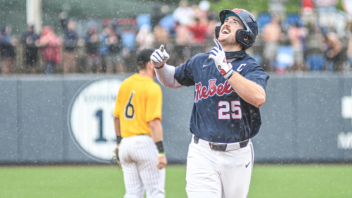 Ole Miss baseball's Tim Elko "ready to go" for 2022 season after ACL ...