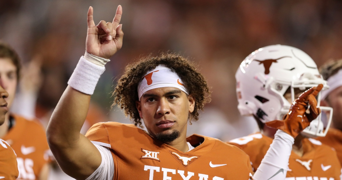 Casey Thompson pens farewell message to Texas