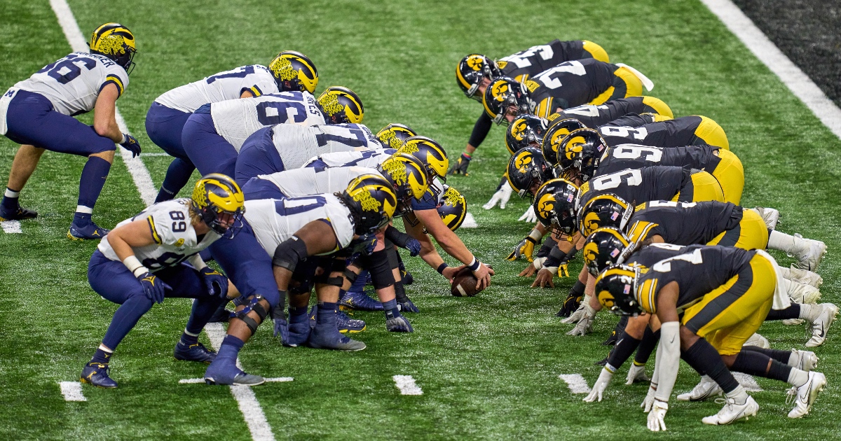 Michigan Wolverines win prestigious college football award