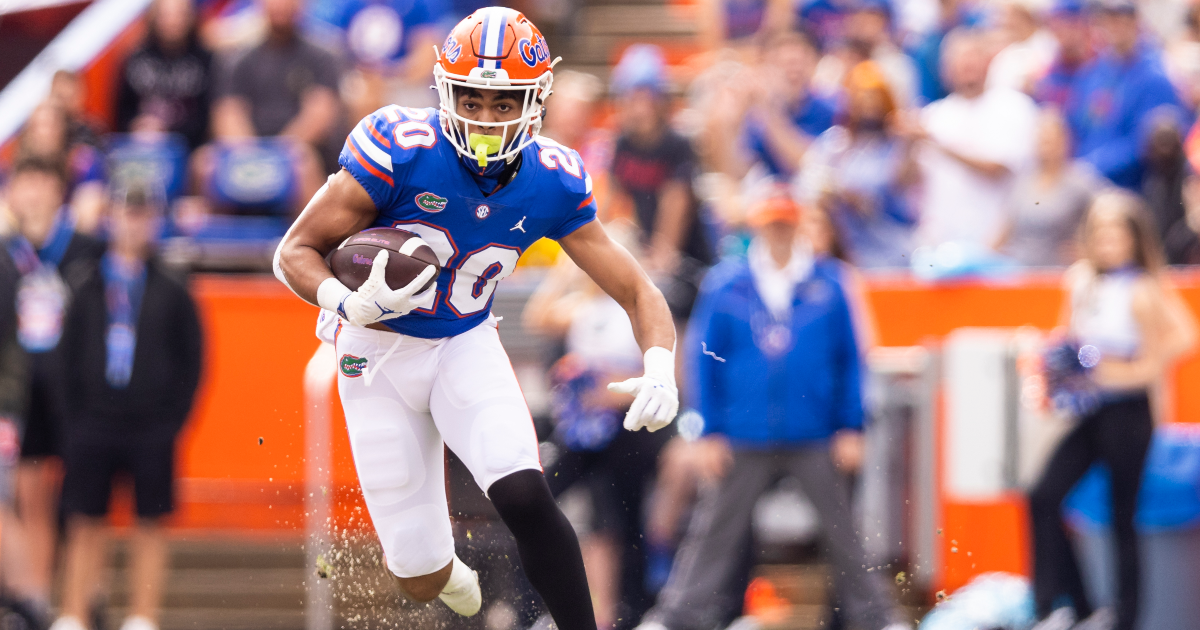 WATCH: Malik Davis rumbles into end zone for third quarter touchdown - On3