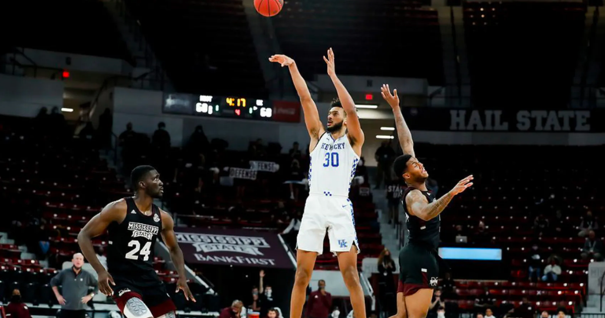 Olivier Sarr signed by the Oklahoma City Thunder - On3