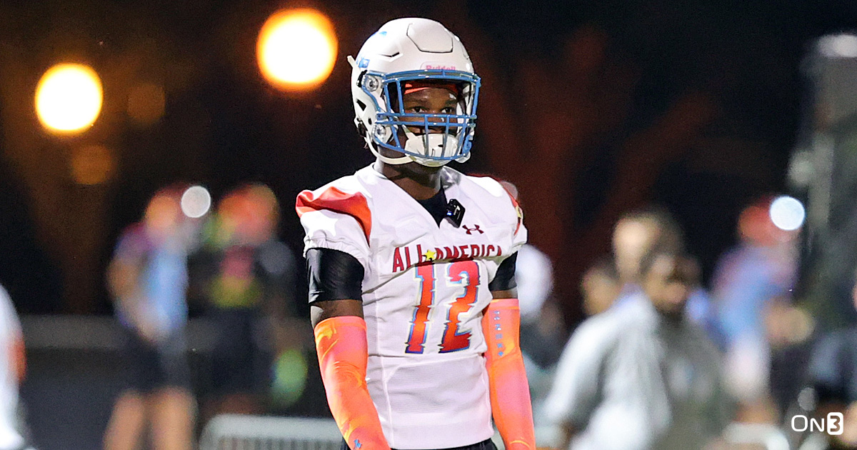 WATCH: 5-Star Plus+ Travis Hunter makes one-handed catches look easy - On3