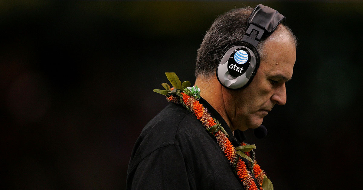 Report: Legendary Hawaii coach June Jones in line to make return - On3
