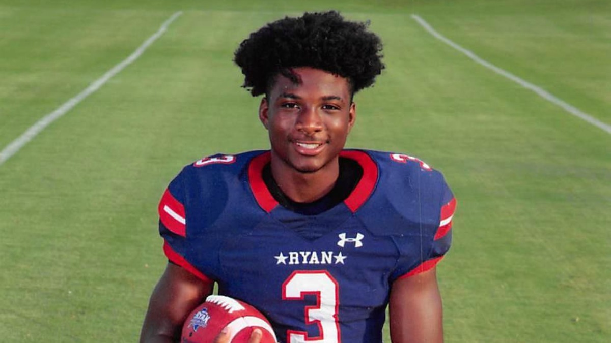 Ole Miss is the latest offer for On3 consensus four-star running back ...