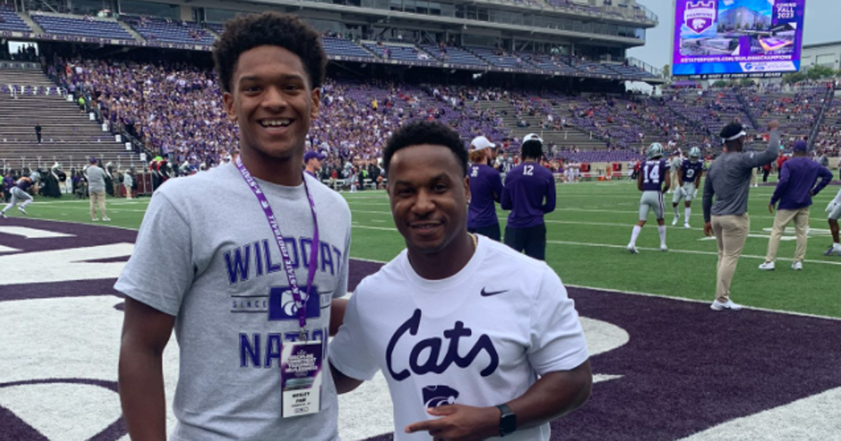 Fast-rising Kansas ATH Wesley Fair picks up in-state offer - On3