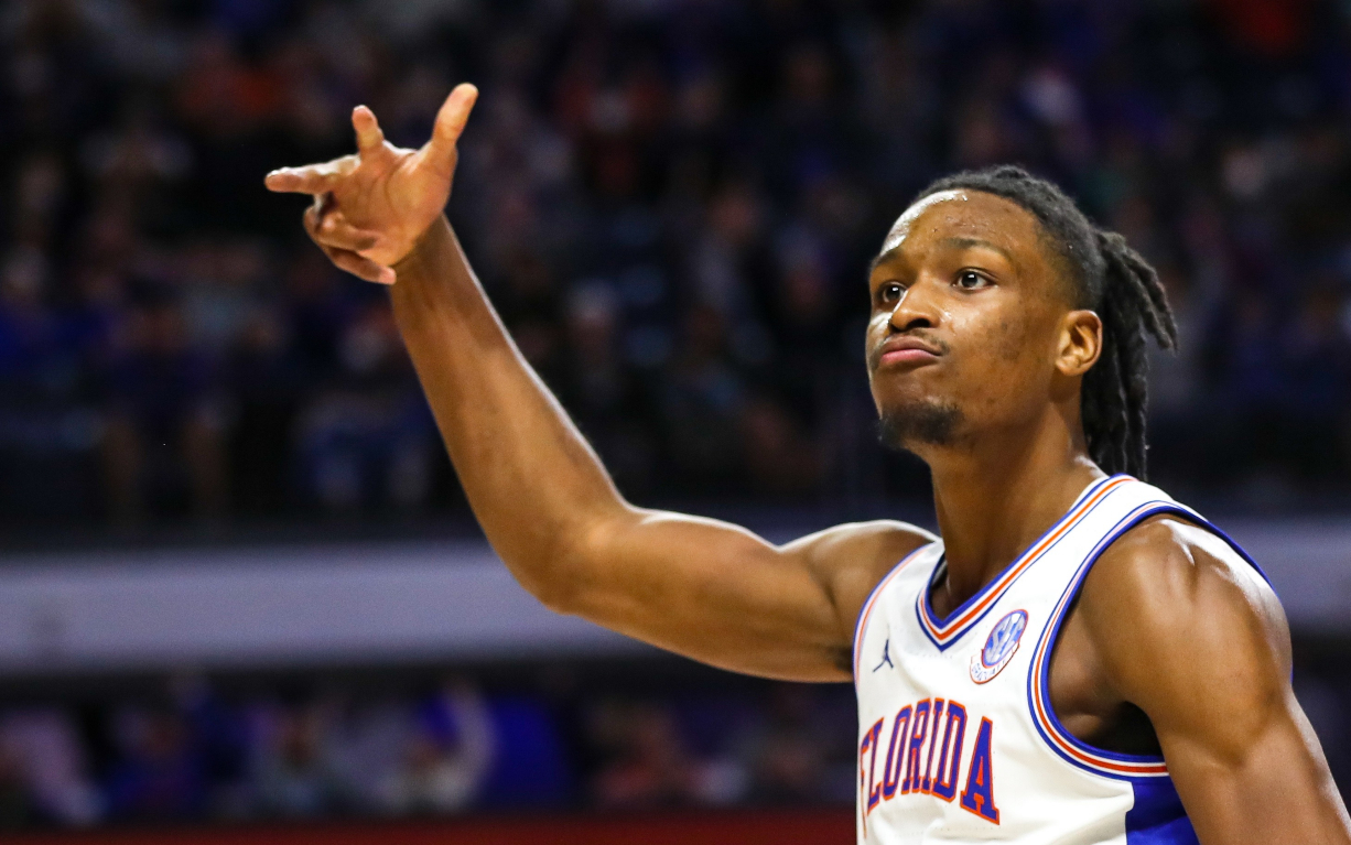 Gators beat Vandy with late block, go-ahead 3 from Phlandrous Fleming ...