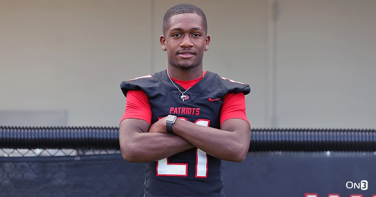 Oregon offers 2024 4-star cornerback Tavoy Feagin - On3