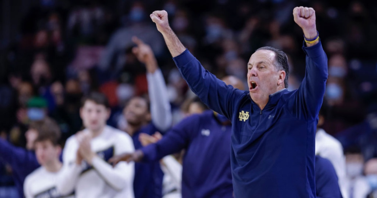 Mike Brey credits fans in Michigan State win - On3