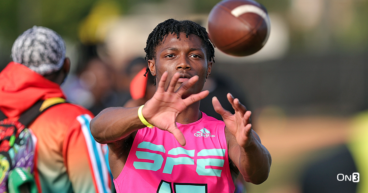 Five-star WR Carnell Tate details why his mom had a change of heart ...