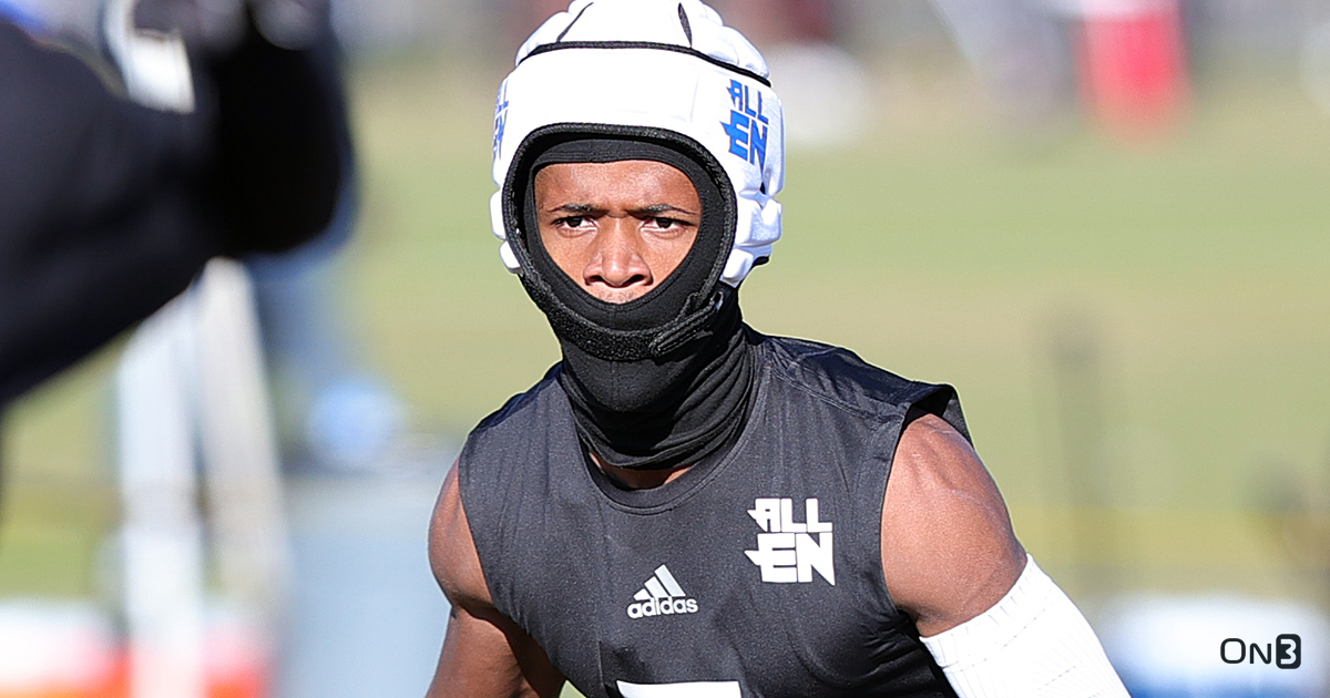 Georgia offers 3-star defensive back Jacoby Davis - On3