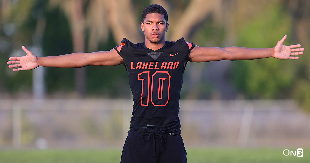 Top-100 WR Tyler Williams received the red-carpet treatment from Florida