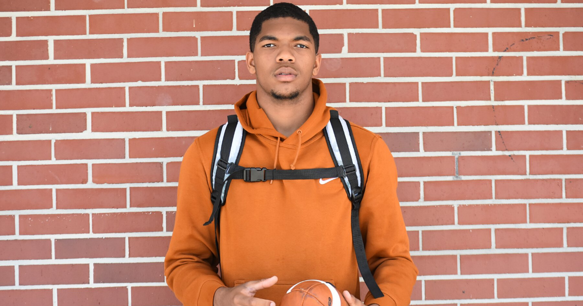Top-100 WR Tyler Williams locks in four visits, including one to ...