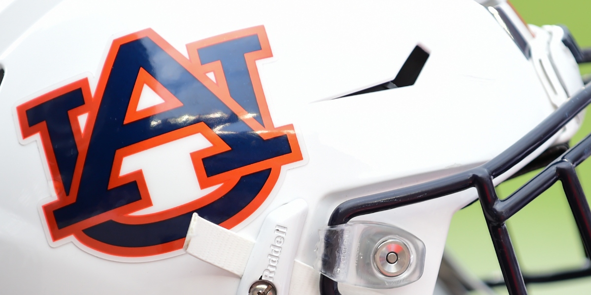 Auburn offers 4-star linebacker Demarcus Riddick - On3