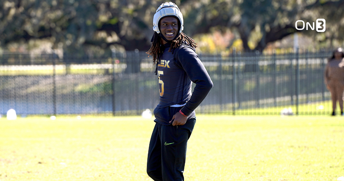 Steve Clinkscale Keeping In Close Contact With Four-Star Texas DB ...