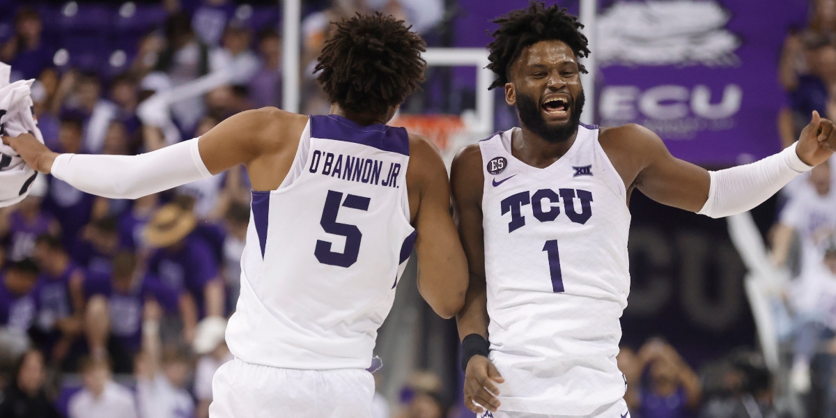 CBS releases updated Top 25 and 1 following chaotic Tuesday in college ...