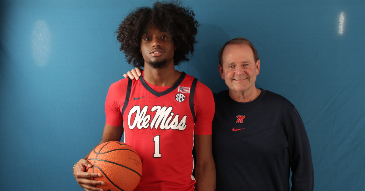 Ole Miss, Kermit Davis land four-star point guard Amaree Abram