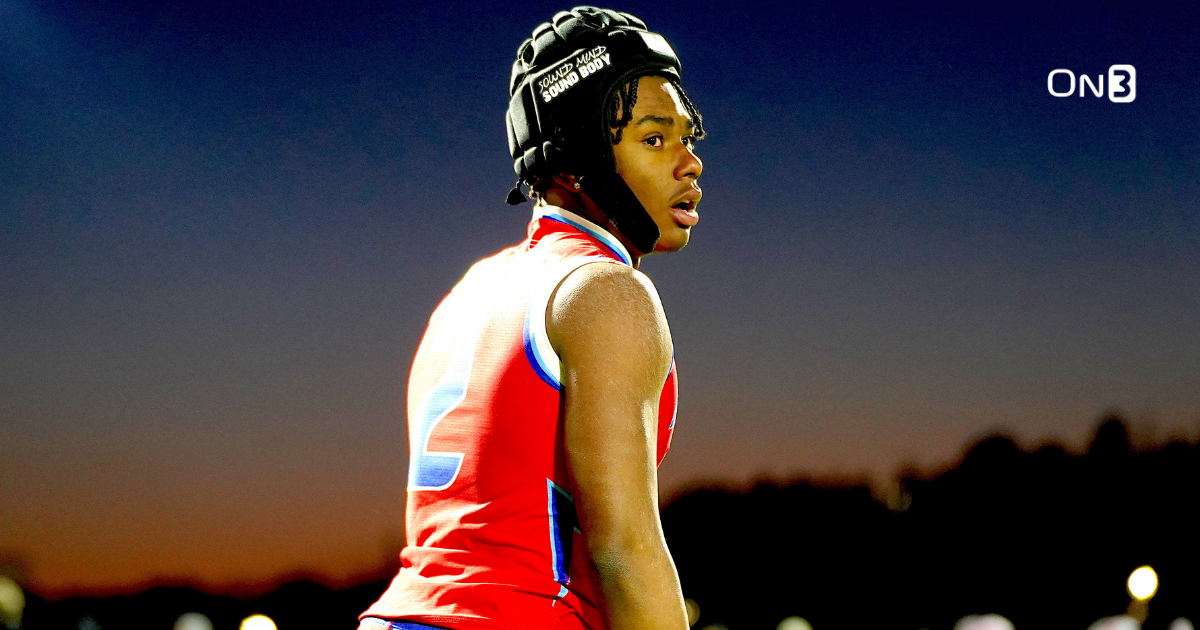 LOOK: Michigan WR commit Semaj Morgan recruits top talent in Ann Arbor