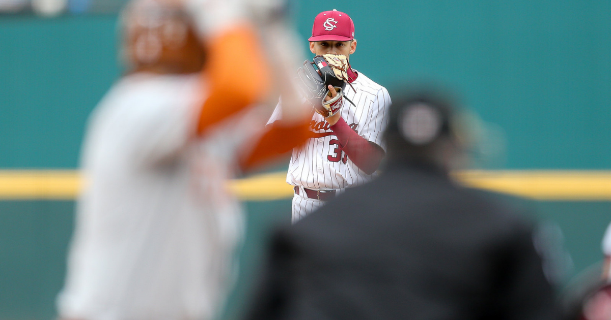 South Carolina rides Noah Hall, Josiah Sightler to series-opening win