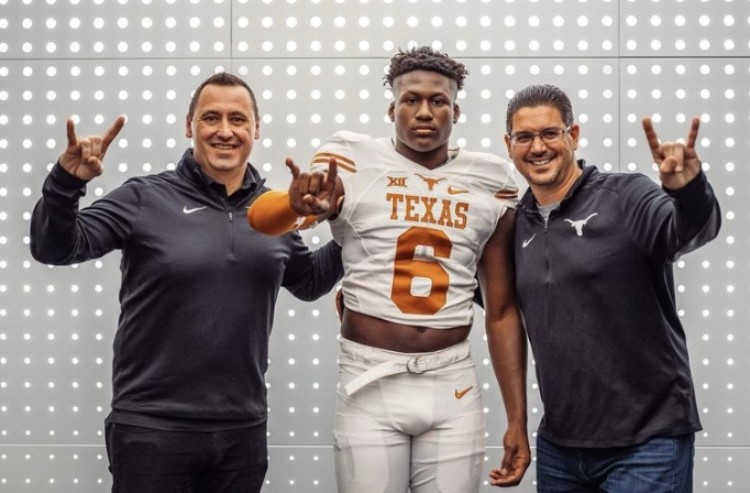 LATEST: Five-star Anthony Hill post-Texas official visit - On3
