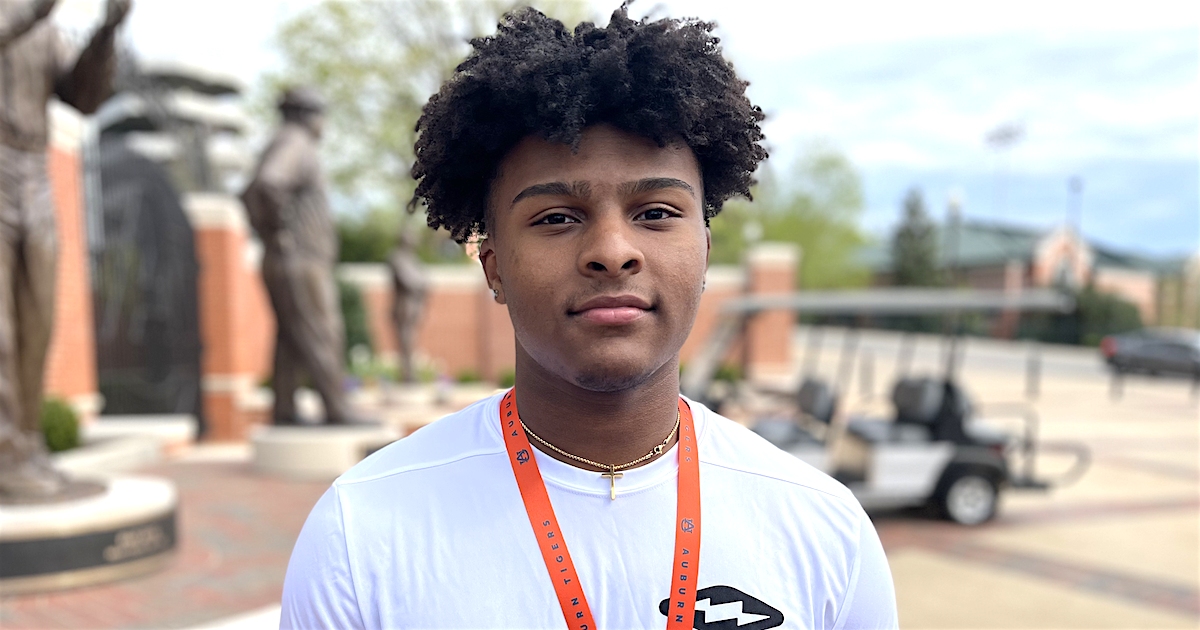 No. 3 LB Jaiden Ausberry visits Auburn, will return in the summer