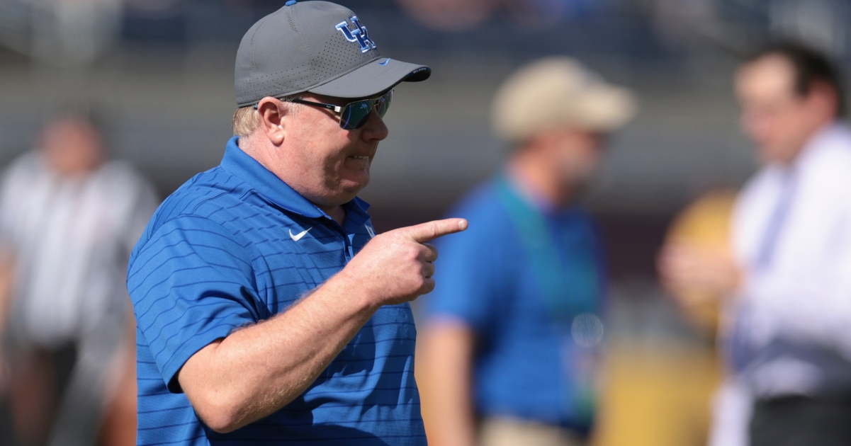 Mark Stoops challenges Jordan Lovett following Kentucky spring game - On3