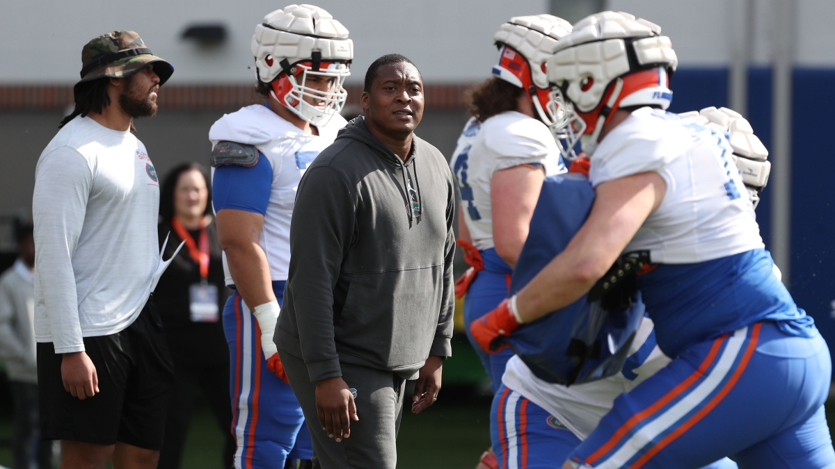 Florida is set to check on top-100 offensive lineman Roderick Kearney