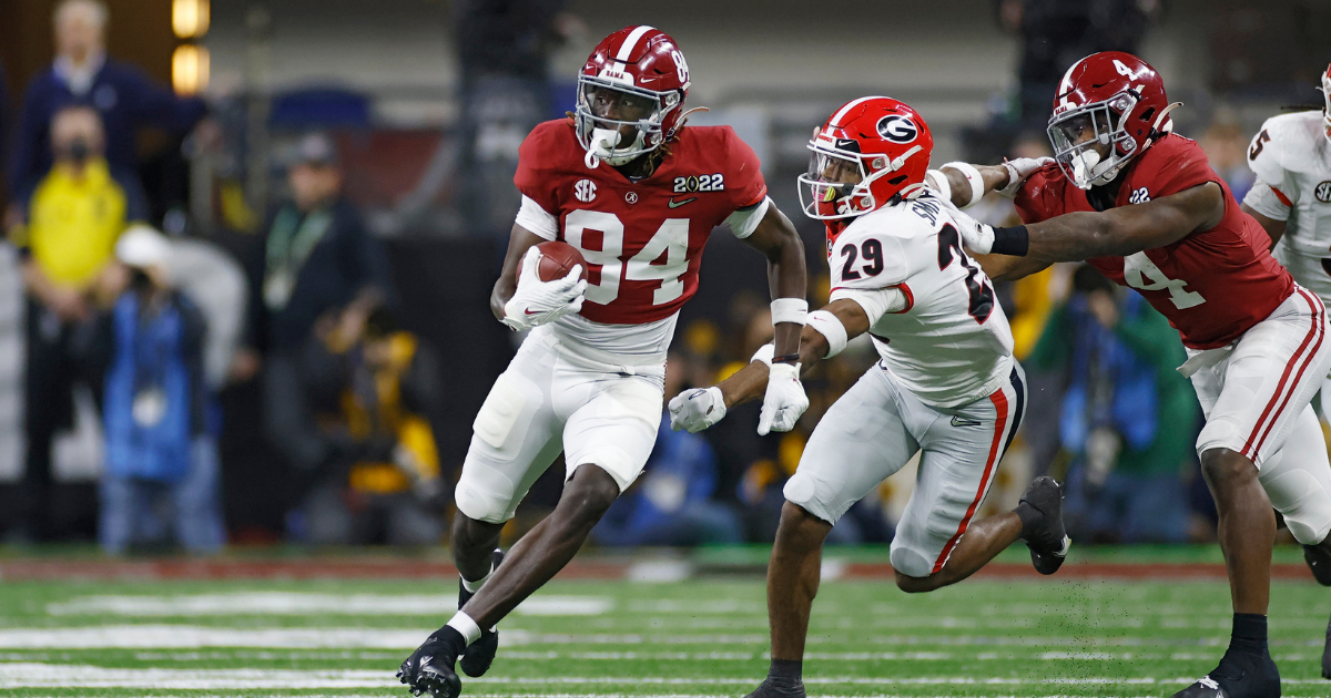 Agiye Hall responds on social media following Texas suspension - On3