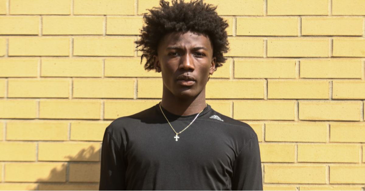 Kentucky in early running for '24 4-star WR Mazeo Bennett - On3
