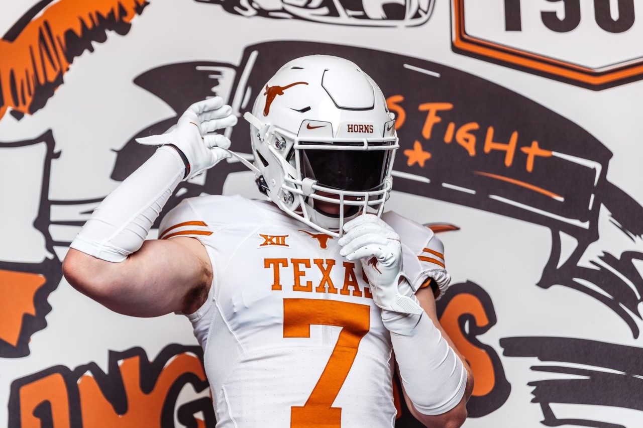 2024 rising linebacker Payton Pierce sees the University of Texas - On3