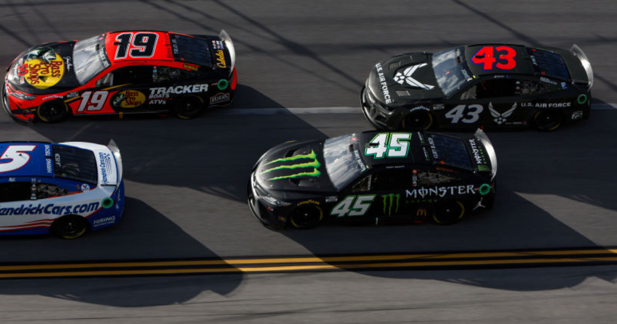 WATCH: Wild finish at Talladega sees multiple crashes on final lap - On3