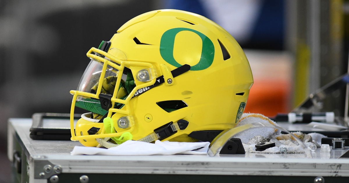 WATCH: Oregon lands transfer commitment from former Minnesota running ...